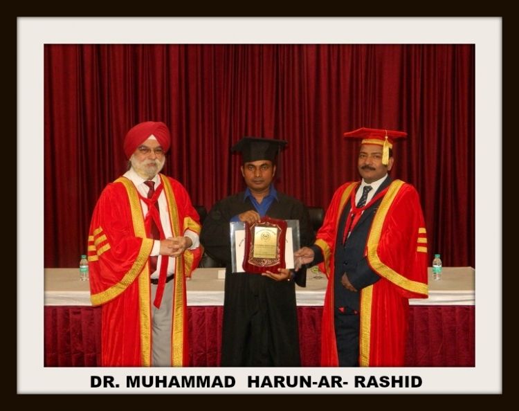 Surgeons and Gynaecologists taking training at World Laproscopy Hospital India and Dubai Batch ...