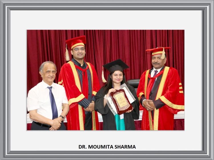 Surgeons and Gynaecologists taking training at World Laproscopy Hospital India and Dubai Batch ...